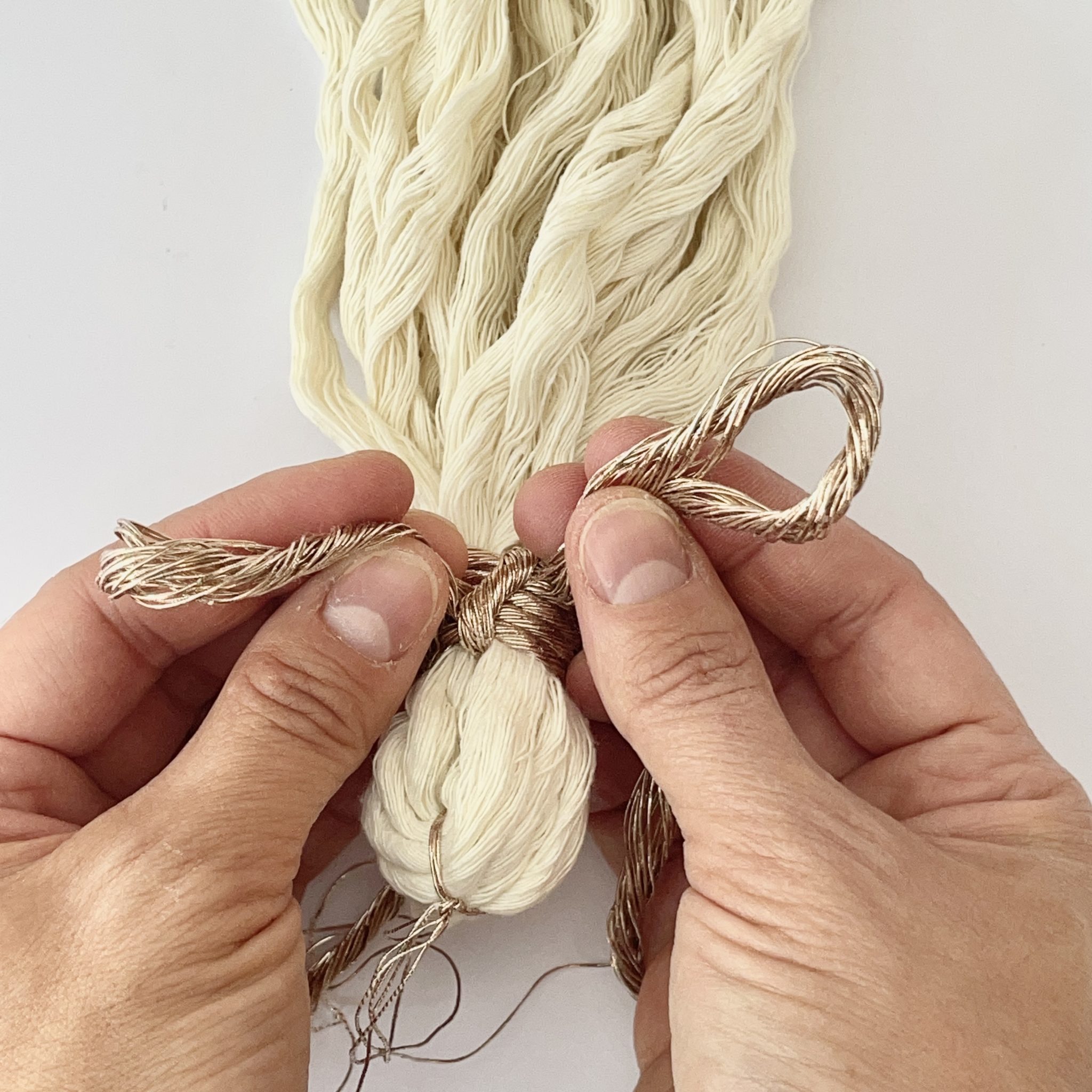 Macrame Angel: A Free Tutorial - Isabella Strambio Blog