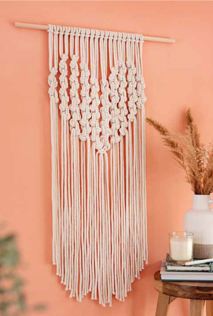 Top 8 Macrame Heart-Shaped Tutorials for Beginners & Pros - Isabella ...